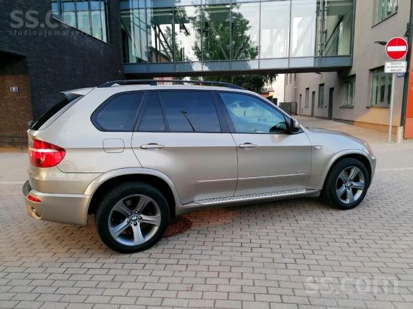 Brūns BMW X5 2009 Daugavpils, ar dzinēja tilpumu 3.00 L un nobraukumu 0 tūkst. km par 9350 €, foto 4 vietnē AUTOMOTO.COM.LV