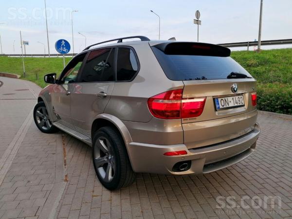 Brūns BMW X5 2009 Daugavpils, ar dzinēja tilpumu 3.00 L un nobraukumu 0 tūkst. km par 9350 €, foto 7 vietnē AUTOMOTO.COM.LV
