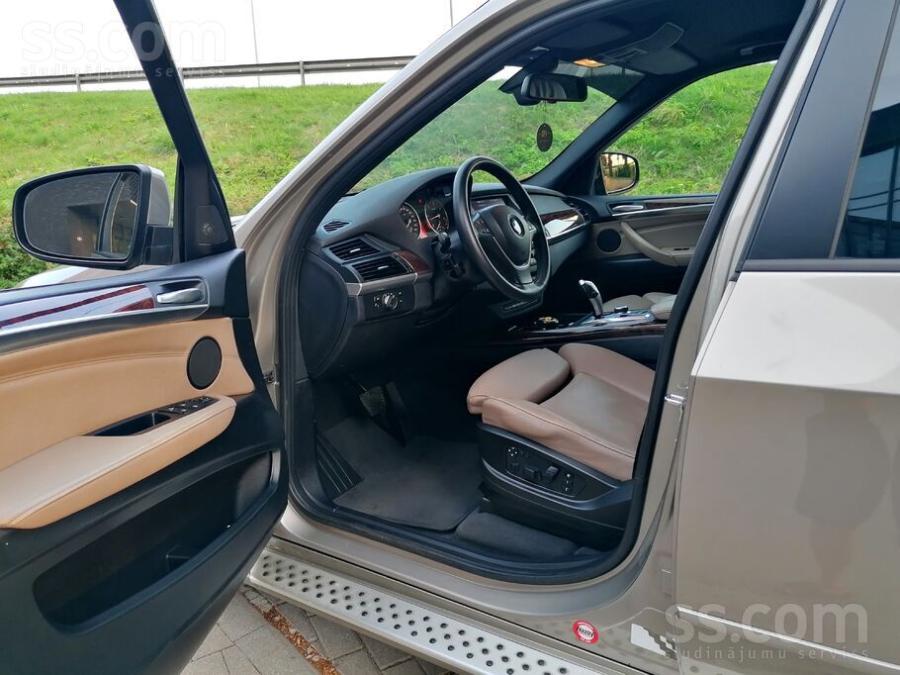 Brūns BMW X5 2009 Daugavpils, ar dzinēja tilpumu 3.00 L un nobraukumu 0 tūkst. km par 9350 €, foto 17 vietnē AUTOMOTO.COM.LV