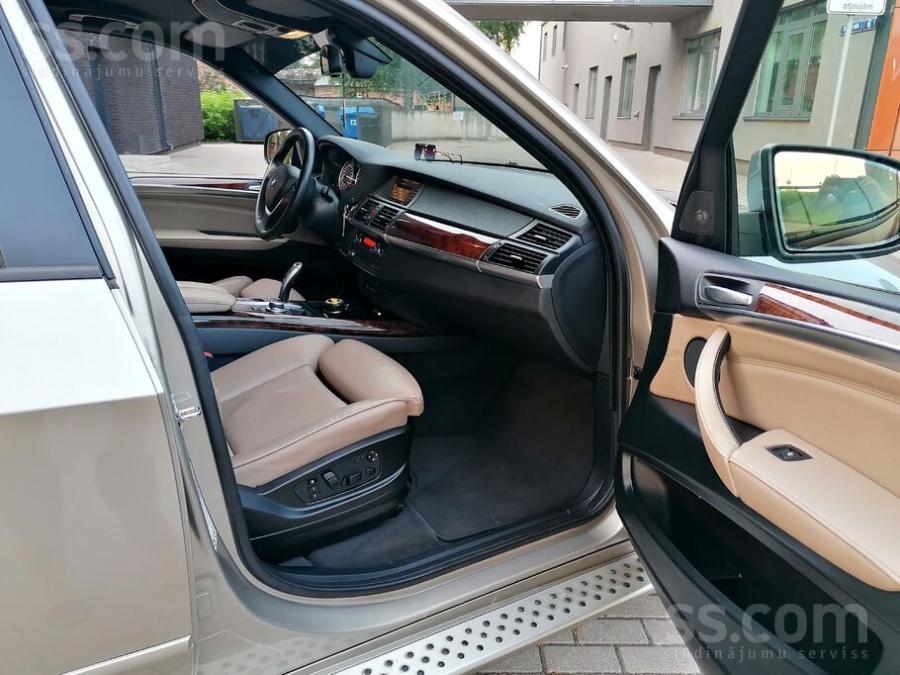 Brūns BMW X5 2009 Daugavpils, ar dzinēja tilpumu 3.00 L un nobraukumu 0 tūkst. km par 9350 €, foto 24 vietnē AUTOMOTO.COM.LV