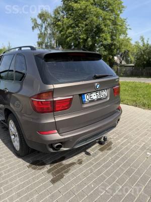 Brūns BMW X5 2010 Rīga, ar dzinēja tilpumu 3.00 L un nobraukumu 229 tūkst. km par 8900 €, foto 1 vietnē AUTOMOTO.COM.LV