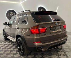Brown BMW X5 2010 in Marijampole, with an engine capacity of 2.99 L and mileage of 281 thousand km for 11750 €, photo 31 on AUTOMOTO.COM.LV