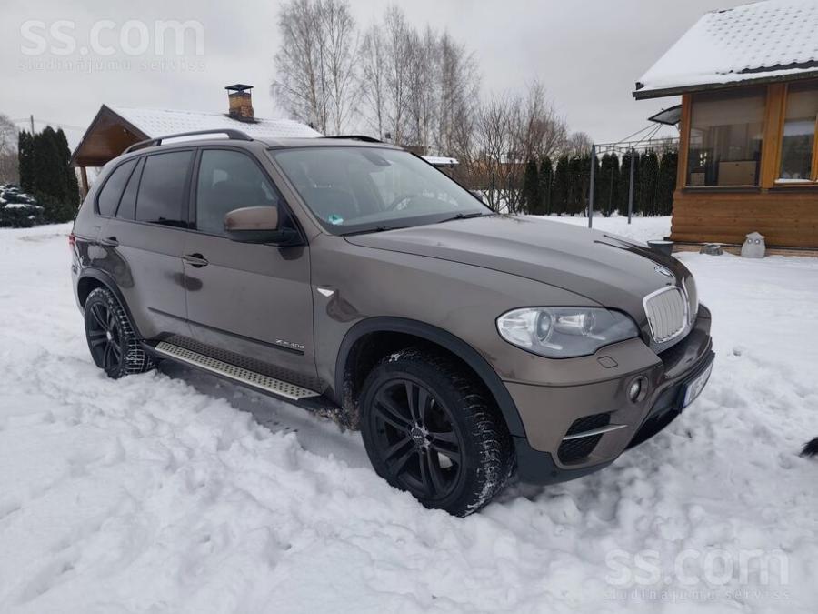 Brūns BMW X5 2010 Rīga, ar dzinēja tilpumu 3.00 L un nobraukumu 312 tūkst. km par 12000 €, foto 3 vietnē AUTOMOTO.COM.LV