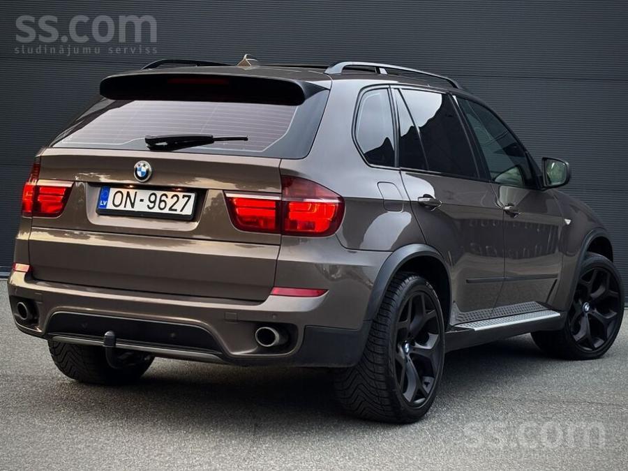 Brūns BMW X5 2010 Rīga, ar dzinēja tilpumu 3.00 L un nobraukumu 252 tūkst. km par 12400 €, foto 3 vietnē AUTOMOTO.COM.LV