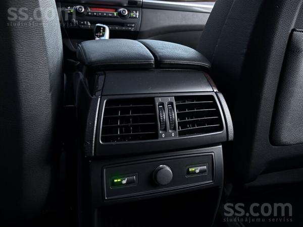 Brūns BMW X5 2010 Rīga, ar dzinēja tilpumu 3.00 L un nobraukumu 252 tūkst. km par 12400 €, foto 9 vietnē AUTOMOTO.COM.LV