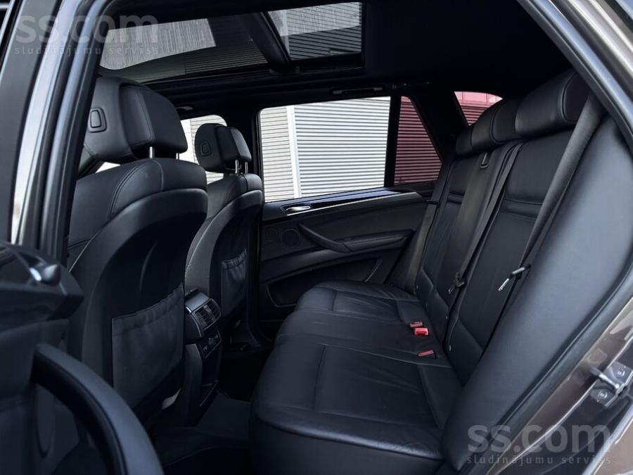 Brūns BMW X5 2010 Rīga, ar dzinēja tilpumu 3.00 L un nobraukumu 252 tūkst. km par 12400 €, foto 12 vietnē AUTOMOTO.COM.LV