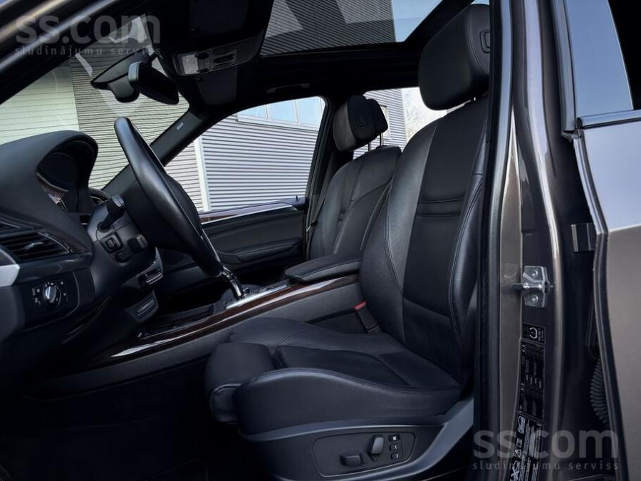 Brūns BMW X5 2010 Rīga, ar dzinēja tilpumu 3.00 L un nobraukumu 252 tūkst. km par 12400 €, foto 13 vietnē AUTOMOTO.COM.LV