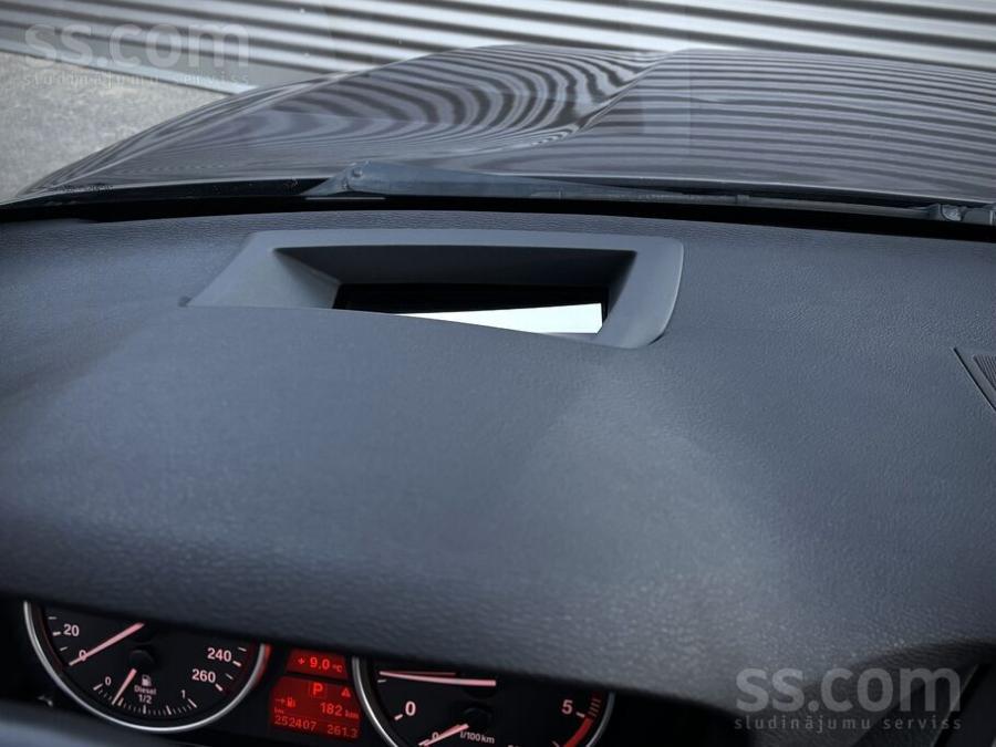 Brūns BMW X5 2010 Rīga, ar dzinēja tilpumu 3.00 L un nobraukumu 252 tūkst. km par 12400 €, foto 16 vietnē AUTOMOTO.COM.LV