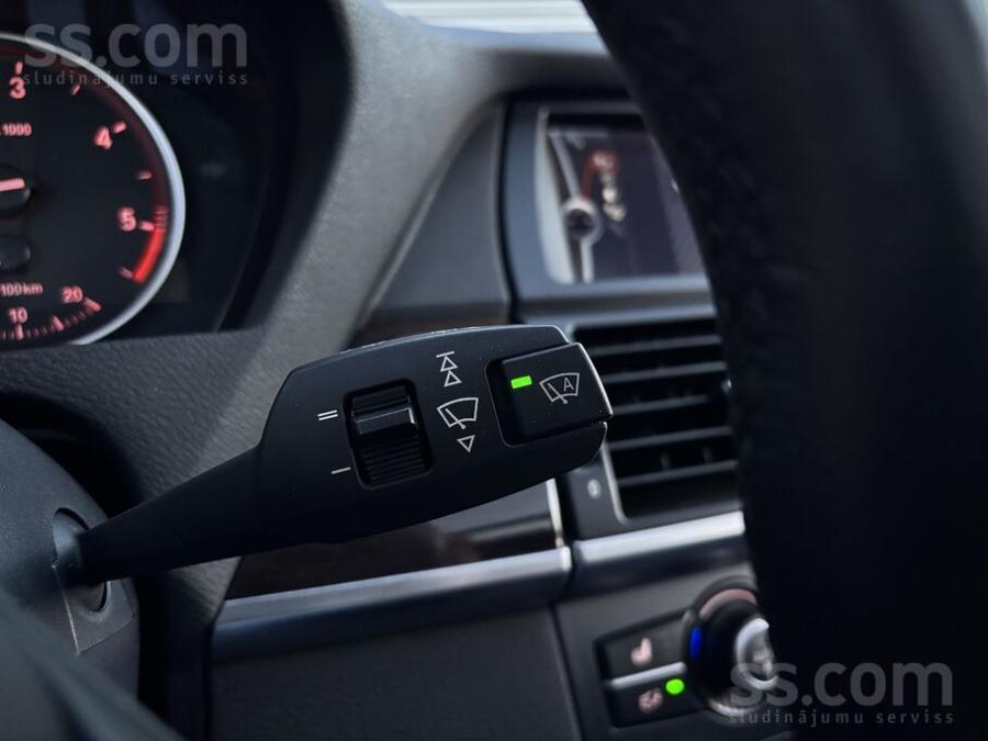 Brūns BMW X5 2010 Rīga, ar dzinēja tilpumu 3.00 L un nobraukumu 252 tūkst. km par 12400 €, foto 19 vietnē AUTOMOTO.COM.LV