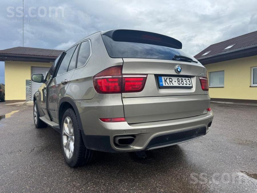 Brūns BMW X5 2010 Rīga, ar dzinēja tilpumu 3.00 L un nobraukumu 447 tūkst. km par 9200 €, foto 4 vietnē AUTOMOTO.COM.LV