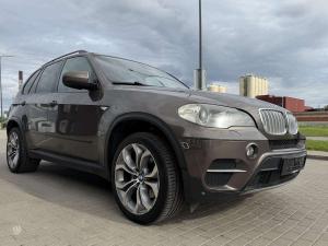 Brūns BMW X5 2010 Kauņa, ar dzinēja tilpumu 2.99 L un nobraukumu 268 tūkst. km par 9500 €, foto 3 vietnē AUTOMOTO.COM.LV