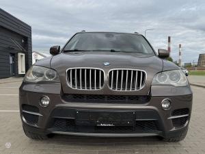 Brūns BMW X5 2010 Kauņa, ar dzinēja tilpumu 2.99 L un nobraukumu 268 tūkst. km par 9500 €, foto 11 vietnē AUTOMOTO.COM.LV