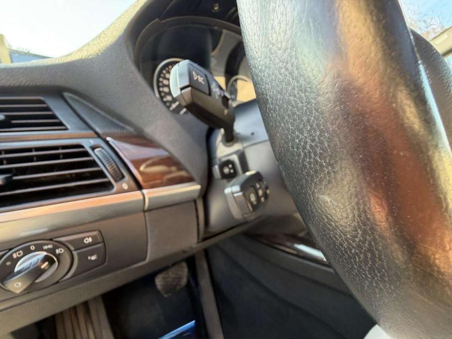 Brūns BMW X5 2010 Kauņa, ar dzinēja tilpumu 2.99 L un nobraukumu 268 tūkst. km par 9500 €, foto 19 vietnē AUTOMOTO.COM.LV