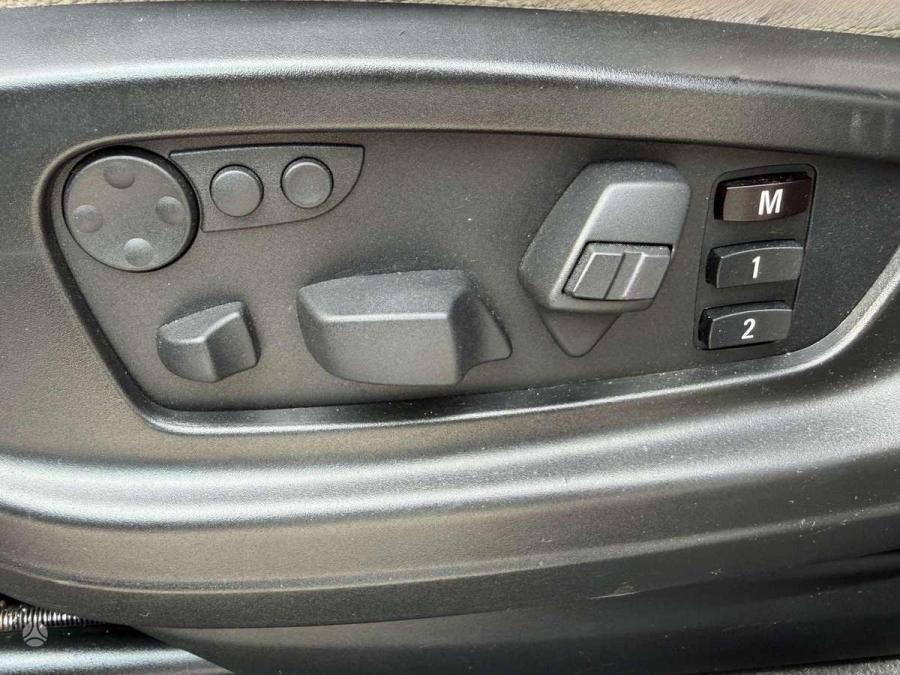 Brūns BMW X5 2010 Kauņa, ar dzinēja tilpumu 2.99 L un nobraukumu 268 tūkst. km par 9500 €, foto 31 vietnē AUTOMOTO.COM.LV