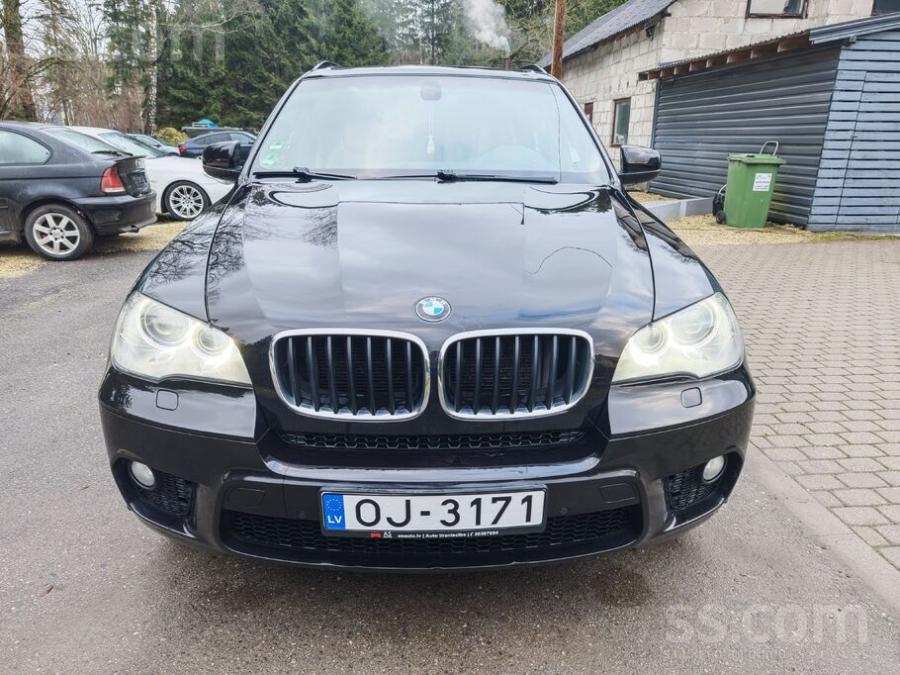 Brūns BMW X5 2011 Ogre, ar dzinēja tilpumu 3.00 L un nobraukumu 0 tūkst. km par 10000 €, foto 2 vietnē AUTOMOTO.COM.LV