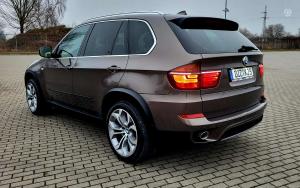 Brūns BMW X5 2011 Marijampole, ar dzinēja tilpumu 2.99 L un nobraukumu 245 tūkst. km par 10400 €, foto 4 vietnē AUTOMOTO.COM.LV
