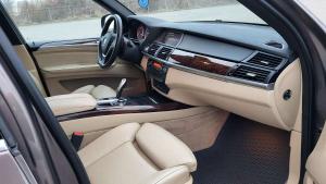 Brūns BMW X5 2011 Marijampole, ar dzinēja tilpumu 2.99 L un nobraukumu 245 tūkst. km par 10400 €, foto 18 vietnē AUTOMOTO.COM.LV