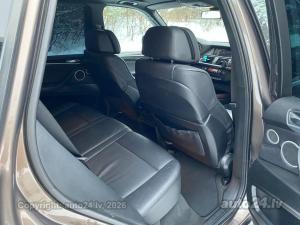 Brūns BMW X5 2011 Pērnava, ar dzinēja tilpumu 3.00 L un nobraukumu 334 tūkst. km par 11490 €, foto 9 vietnē AUTOMOTO.COM.LV
