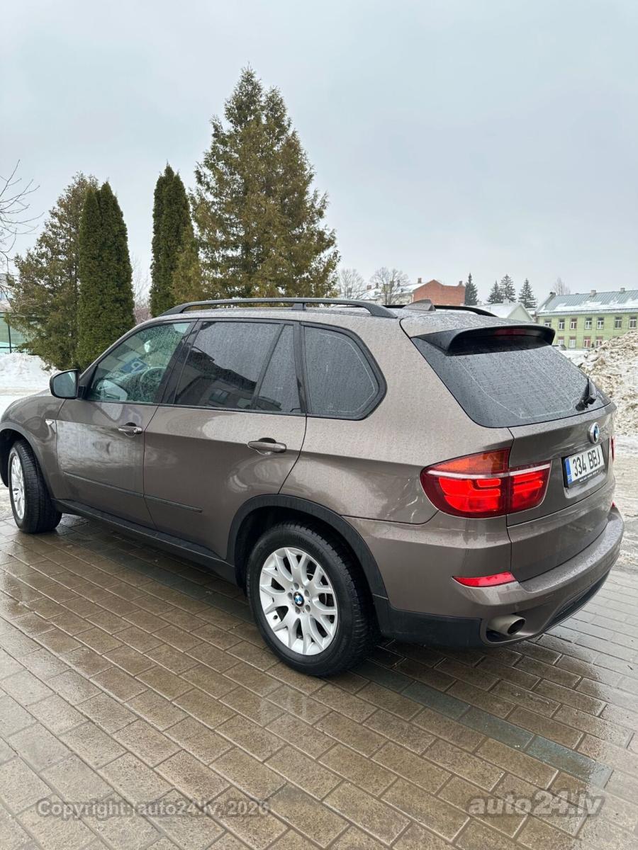 Brown BMW X5 2011 in Tallinn, with an engine capacity of 3.00 L and mileage of 222 thousand km for 13800 €, photo 2 on AUTOMOTO.COM.LV