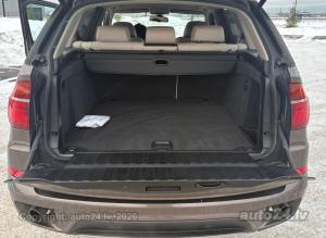 Brown BMW X5 2011 in Tallinn, with an engine capacity of 3.00 L and mileage of 398 thousand km for 15000 €, photo 6 on AUTOMOTO.COM.LV