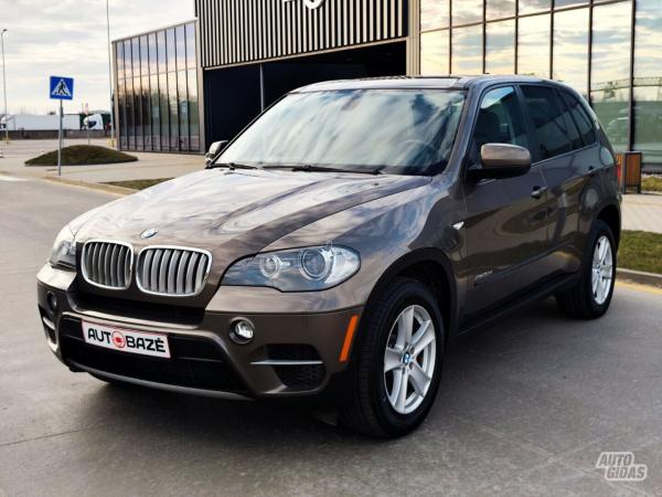 Brown BMW X5 2011 in Siauliai, with an engine capacity of 3.00 L and mileage of 284 thousand km for 8200 €, photo 1 on AUTOMOTO.COM.LV