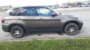 Brūns BMW X5 2011 Rakvere, ar dzinēja tilpumu 3.00 L un nobraukumu 243 tūkst. km par 14000 €, foto 6 vietnē AUTOMOTO.COM.LV