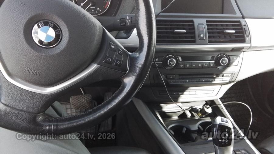 Brūns BMW X5 2011 Rakvere, ar dzinēja tilpumu 3.00 L un nobraukumu 243 tūkst. km par 14000 €, foto 14 vietnē AUTOMOTO.COM.LV