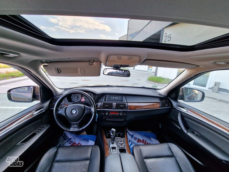 Brūns BMW X5 2011 Viļņa, ar dzinēja tilpumu 3.00 L un nobraukumu 259 tūkst. km par 9890 €, foto 13 vietnē AUTOMOTO.COM.LV