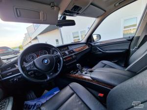 Brown BMW X5 2011 in Vilnius, with an engine capacity of 3.00 L and mileage of 259 thousand km for 9890 €, photo 14 on AUTOMOTO.COM.LV