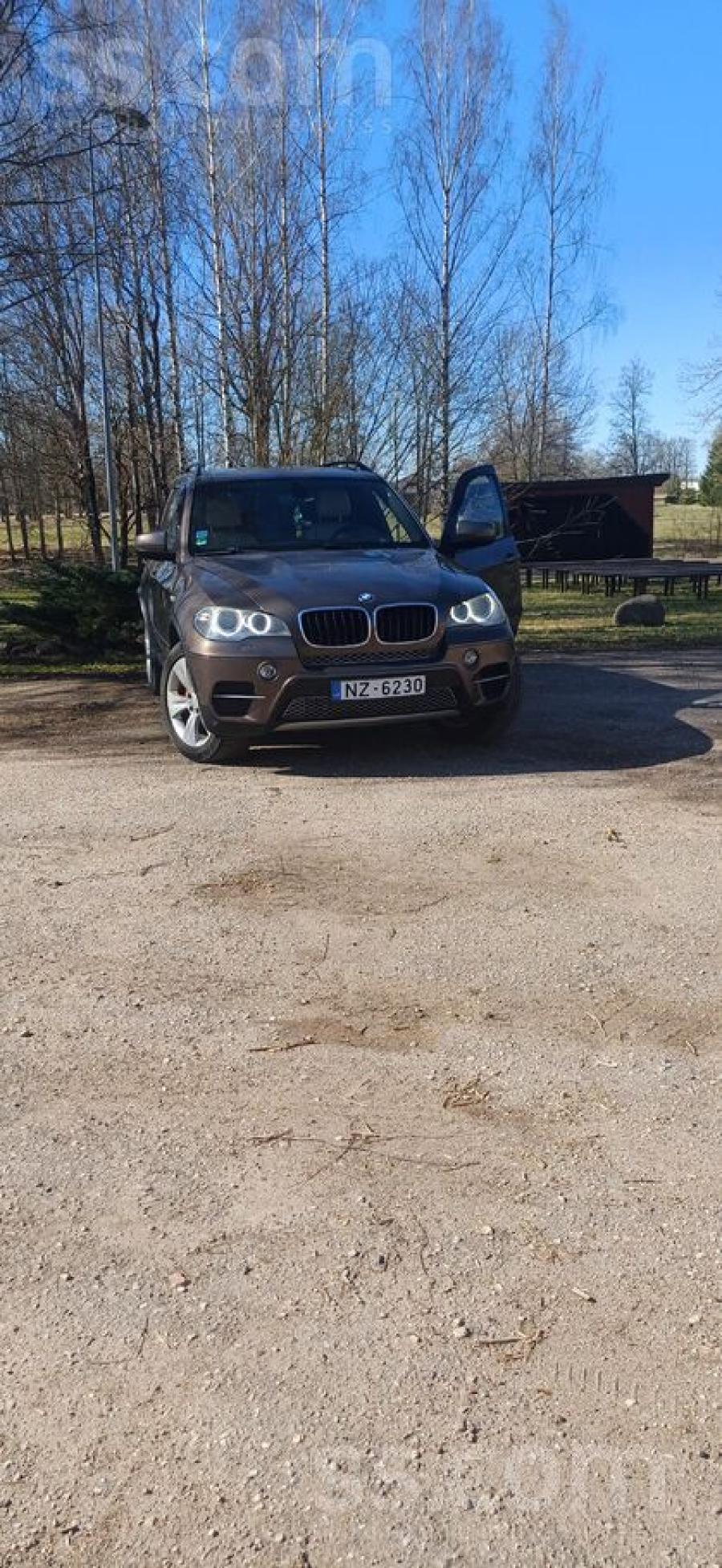 Brūns BMW X5 2011 Daugavpils, ar dzinēja tilpumu 3.00 L un nobraukumu 296 tūkst. km par 10950 €, foto 9 vietnē AUTOMOTO.COM.LV