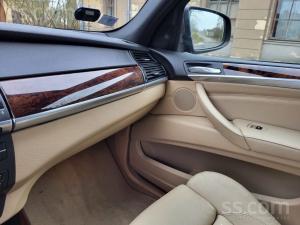 Brūns BMW X5 2011 Jelgava, ar dzinēja tilpumu 3.00 L un nobraukumu 238 tūkst. km par 13000 €, foto 8 vietnē AUTOMOTO.COM.LV