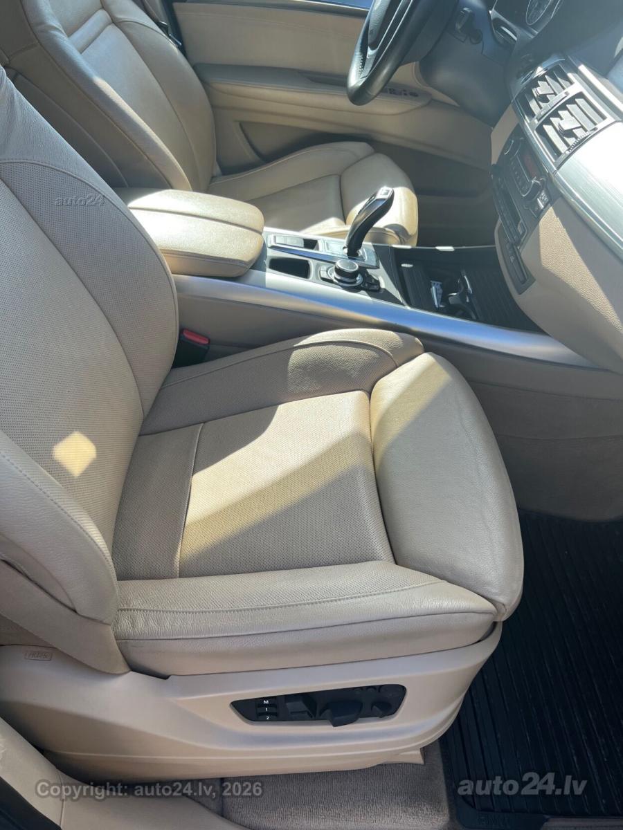 Brown BMW X5 2011 in Tallinn, with an engine capacity of 3.00 L and mileage of 235 thousand km for 9000 €, photo 16 on AUTOMOTO.COM.LV