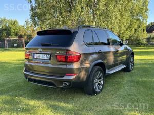 Brūns BMW X5 2011 Jelgava, ar dzinēja tilpumu 3.00 L un nobraukumu 190 tūkst. km par 15500 €, foto 4 vietnē AUTOMOTO.COM.LV