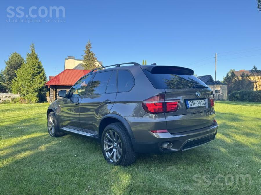 Brūns BMW X5 2011 Jelgava, ar dzinēja tilpumu 3.00 L un nobraukumu 190 tūkst. km par 15500 €, foto 5 vietnē AUTOMOTO.COM.LV