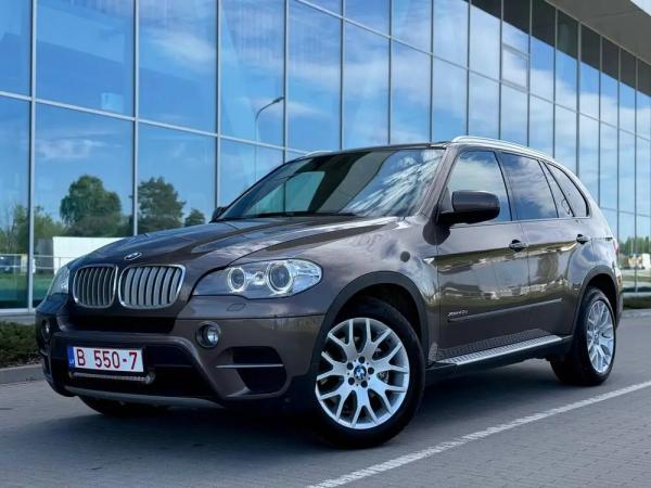 Brown BMW X5 2011 in Rezekne, with an engine capacity of 3.00 L and mileage of 280 thousand km for 9990 €, photo 2 on AUTOMOTO.COM.LV