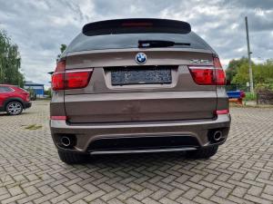 Brown BMW X5 2011 in Panevezys, with an engine capacity of 3.00 L and mileage of 257 thousand km for 10499 €, photo 11 on AUTOMOTO.COM.LV