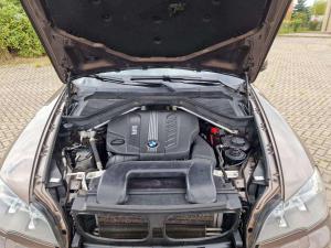 Brown BMW X5 2011 in Panevezys, with an engine capacity of 3.00 L and mileage of 257 thousand km for 10499 €, photo 15 on AUTOMOTO.COM.LV