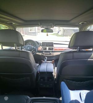 Brown BMW X5 2011 in Kaunas, with an engine capacity of 2.99 L and mileage of 283 thousand km for 11000 €, photo 8 on AUTOMOTO.COM.LV