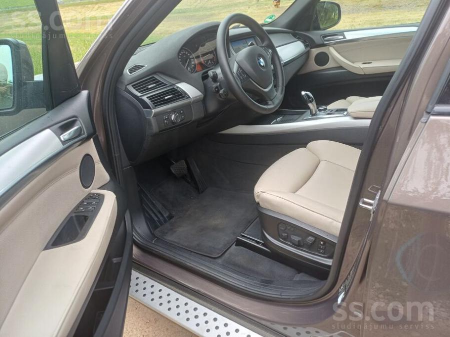 Brūns BMW X5 2011 Rīga, ar dzinēja tilpumu 3.00 L un nobraukumu 253 tūkst. km par 12450 €, foto 13 vietnē AUTOMOTO.COM.LV
