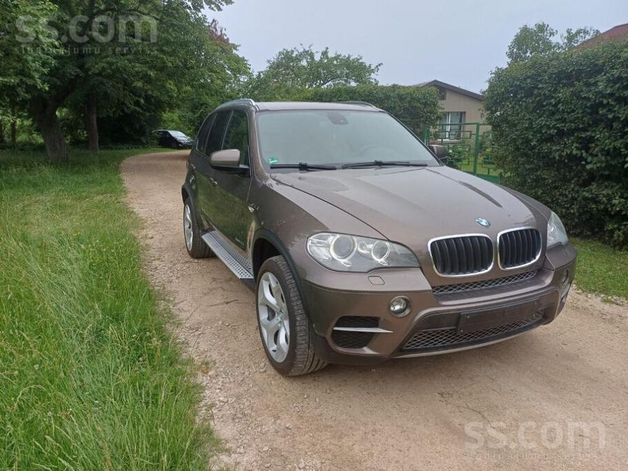 Brūns BMW X5 2011 Rīga, ar dzinēja tilpumu 3.00 L un nobraukumu 253 tūkst. km par 12450 €, foto 31 vietnē AUTOMOTO.COM.LV