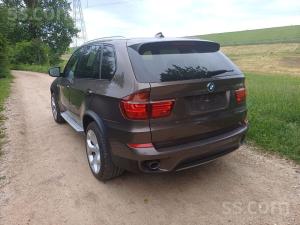Brūns BMW X5 2011 Rīga, ar dzinēja tilpumu 3.00 L un nobraukumu 253 tūkst. km par 12450 €, foto 33 vietnē AUTOMOTO.COM.LV