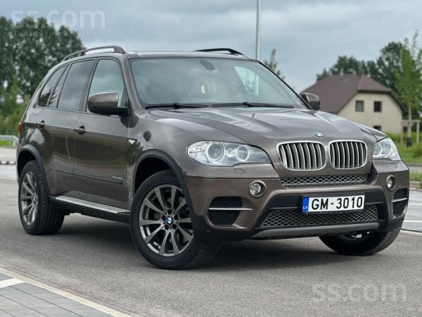 Brown BMW X5 2011 in Jelgava, with an engine capacity of 3.00 L and mileage of 0 thousand km for 15000 €, photo 3 on AUTOMOTO.COM.LV