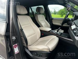 Brūns BMW X5 2011 Jelgava, ar dzinēja tilpumu 3.00 L un nobraukumu 0 tūkst. km par 15000 €, foto 11 vietnē AUTOMOTO.COM.LV