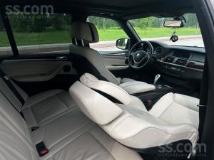 Brūns BMW X5 2011 Jelgava, ar dzinēja tilpumu 3.00 L un nobraukumu 0 tūkst. km par 15000 €, foto 14 vietnē AUTOMOTO.COM.LV