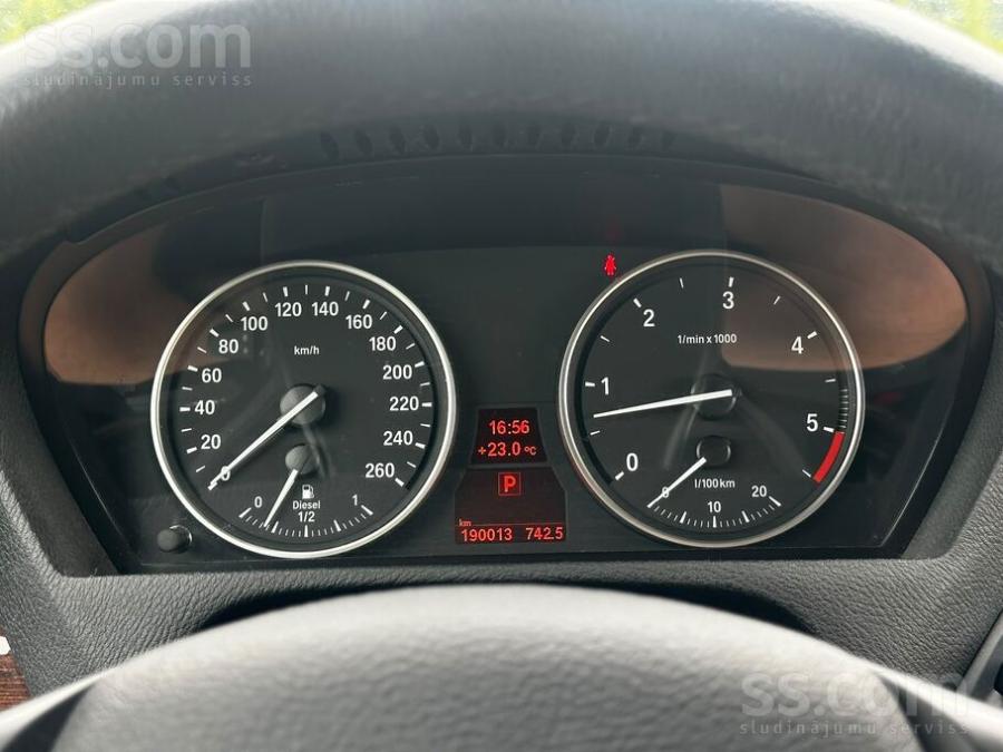 Brūns BMW X5 2011 Jelgava, ar dzinēja tilpumu 3.00 L un nobraukumu 0 tūkst. km par 15000 €, foto 22 vietnē AUTOMOTO.COM.LV