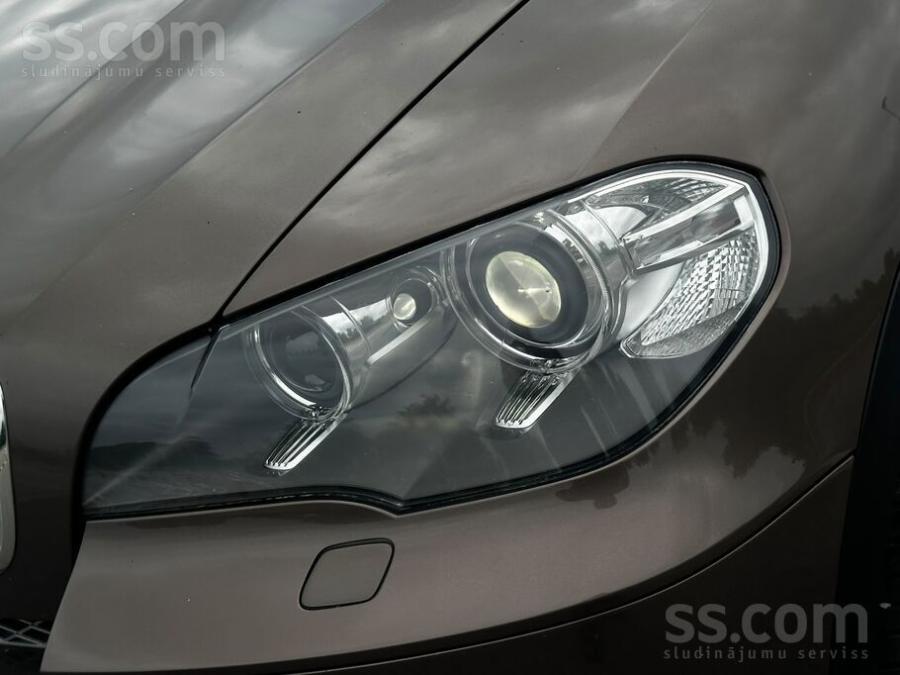 Brūns BMW X5 2011 Jelgava, ar dzinēja tilpumu 3.00 L un nobraukumu 0 tūkst. km par 15000 €, foto 36 vietnē AUTOMOTO.COM.LV