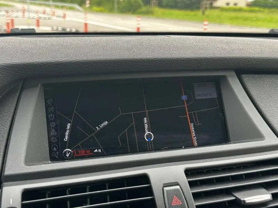 Brūns BMW X5 2011 Jelgava, ar dzinēja tilpumu 3.00 L un nobraukumu 190 tūkst. km par 15000 €, foto 27 vietnē AUTOMOTO.COM.LV