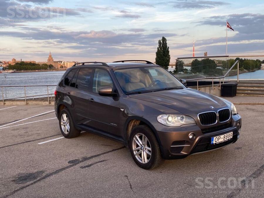 Brūns BMW X5 2011 Rīga, ar dzinēja tilpumu 3.00 L un nobraukumu 285 tūkst. km par 9800 €, foto 1 vietnē AUTOMOTO.COM.LV