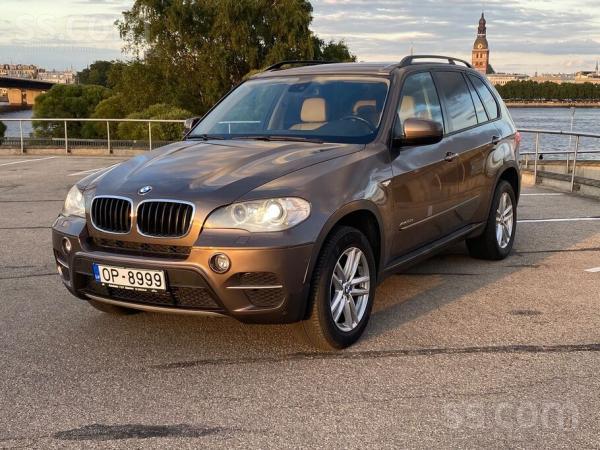 Brūns BMW X5 2011 Rīga, ar dzinēja tilpumu 3.00 L un nobraukumu 285 tūkst. km par 9800 €, foto 3 vietnē AUTOMOTO.COM.LV