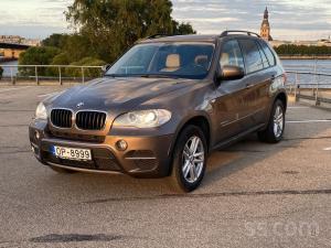 Brūns BMW X5 2011 Rīga, ar dzinēja tilpumu 3.00 L un nobraukumu 285 tūkst. km par 9800 €, foto 4 vietnē AUTOMOTO.COM.LV